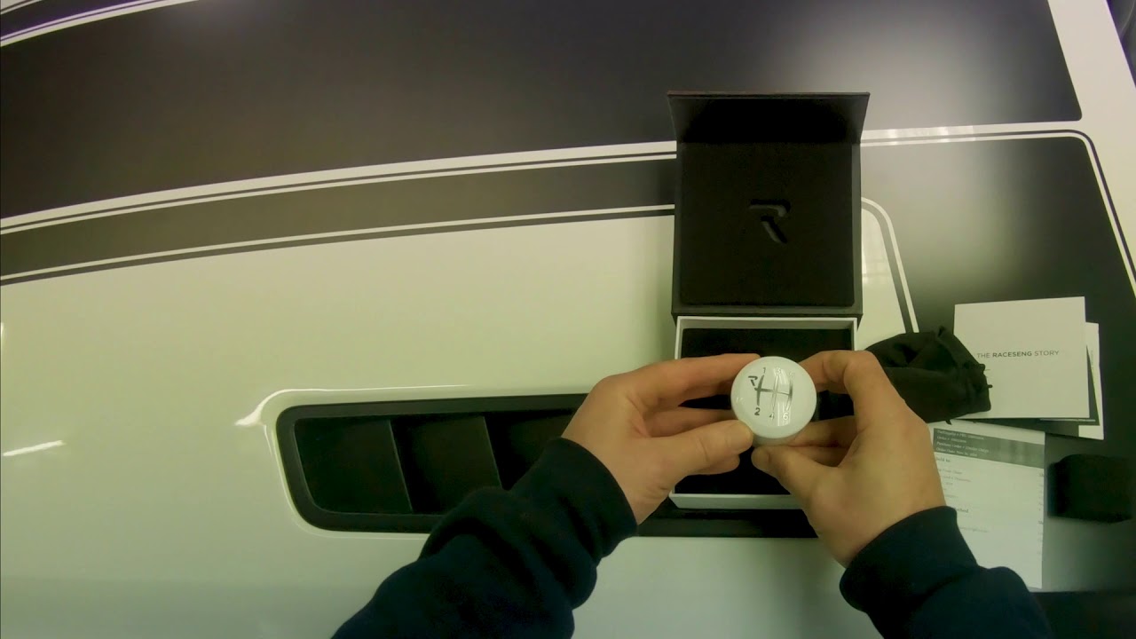 2013 Ford Mustang Boss 302 Raceseng Ashiko shift knob unbox and install ...