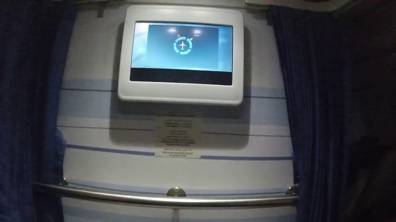 Prayer room on Saudia Airlines Boeing 777-300ER - YouTube