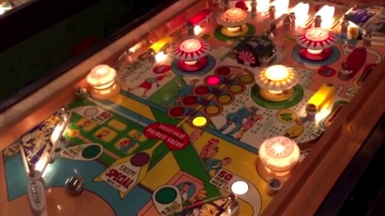 Gottlieb CROSS TOWN Gameplay-1966 - YouTube