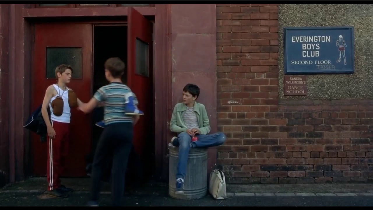 Billy Elliot - Boxing Entry Scene - YouTube