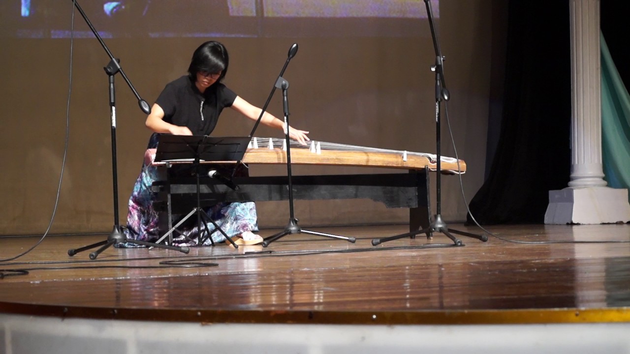 Japanese Koto - YouTube