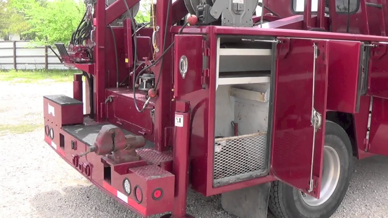 OSB custom wireline truck with cab - Original Seyller Bodies - YouTube