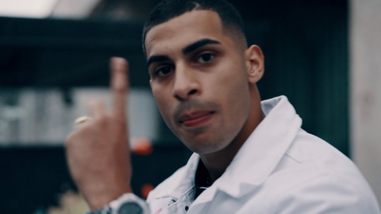 Gheboasa - In acelasi timp | Official Video - YouTube