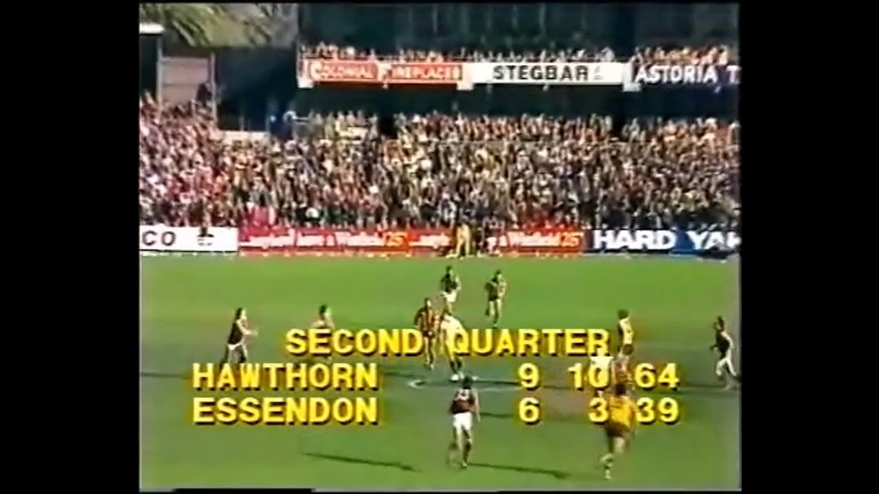 Dipper crunches Alan Stoneham - YouTube