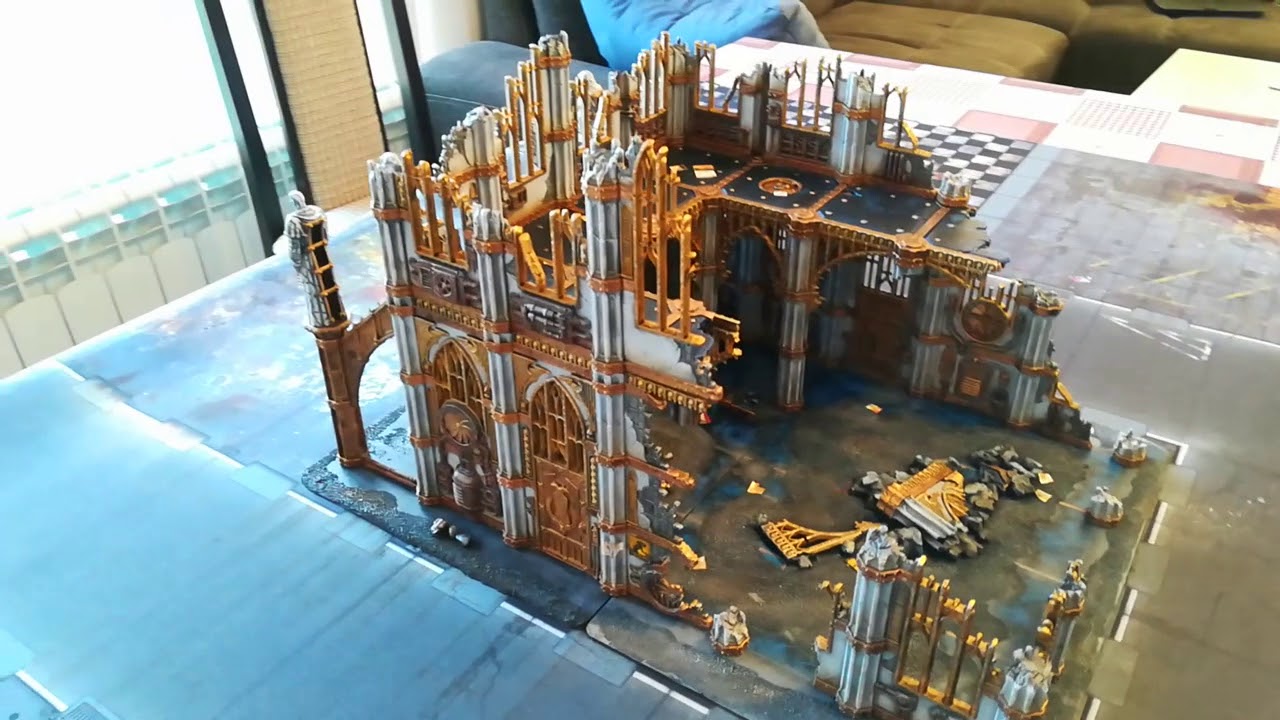 Warhammer 40K City Ruins Sanctum - YouTube