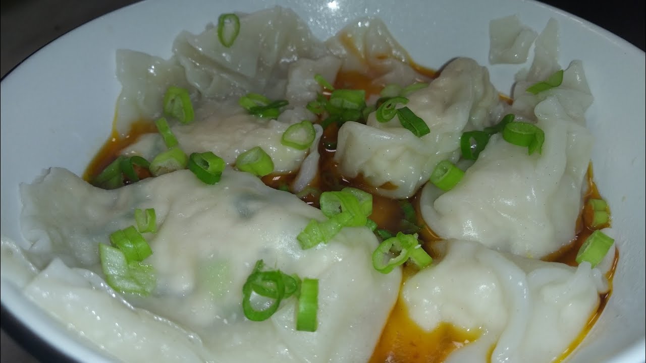 Pangsit tahu rebus saus Bon cabe ( tofu won ton w/Bon cabe sauce) - YouTube