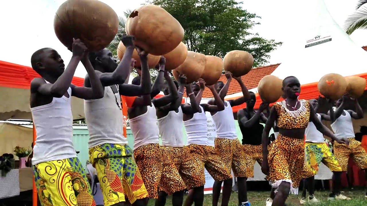 Acholi Is Amazing. A Beautiful Cultural Dance Here In Gulu - YouTube