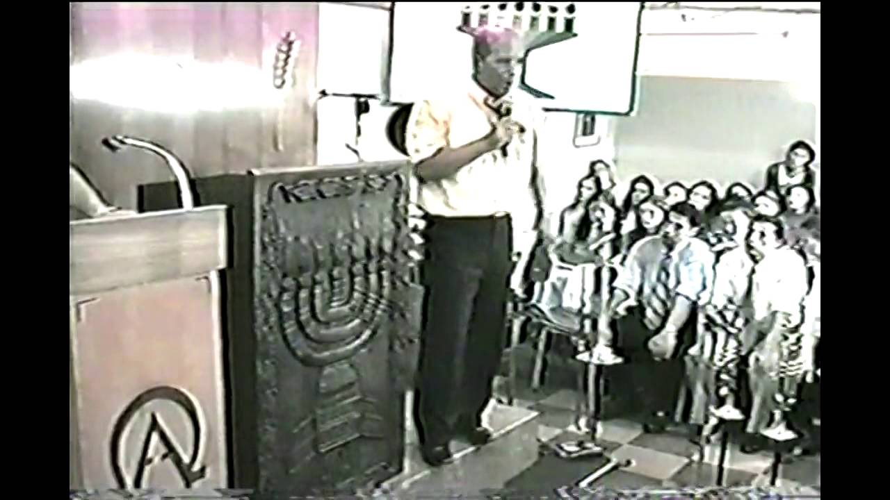 Cerca De La Cruz Pero Lejos De Su Sangre - Pastor Edgar Roscoe - YouTube