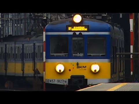 EN57-1827 + EN71 z pociągiem SKM do Gdańska Śródmieście wjeżdża do Gdańska Głównego. - YouTube