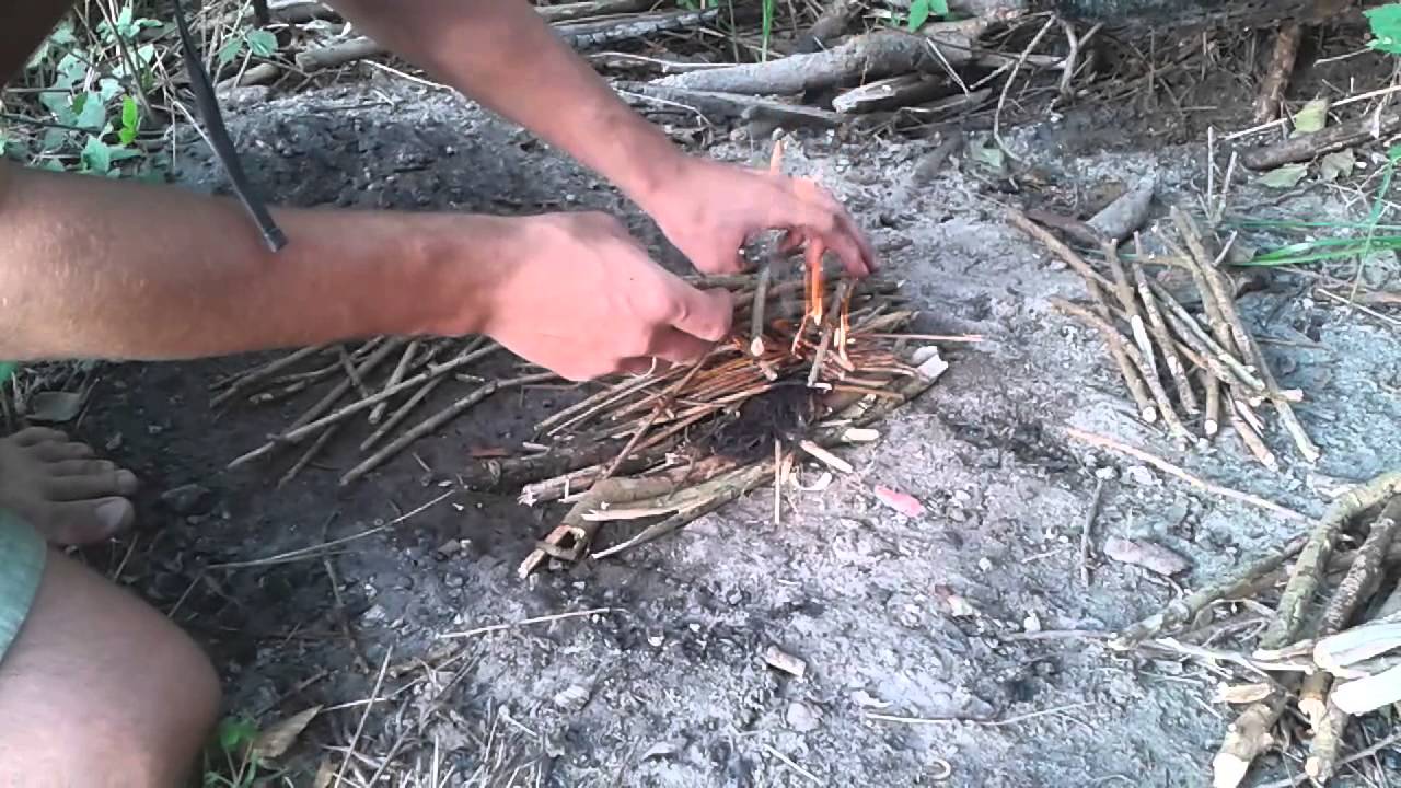 Flint & Steel Firemaking - YouTube