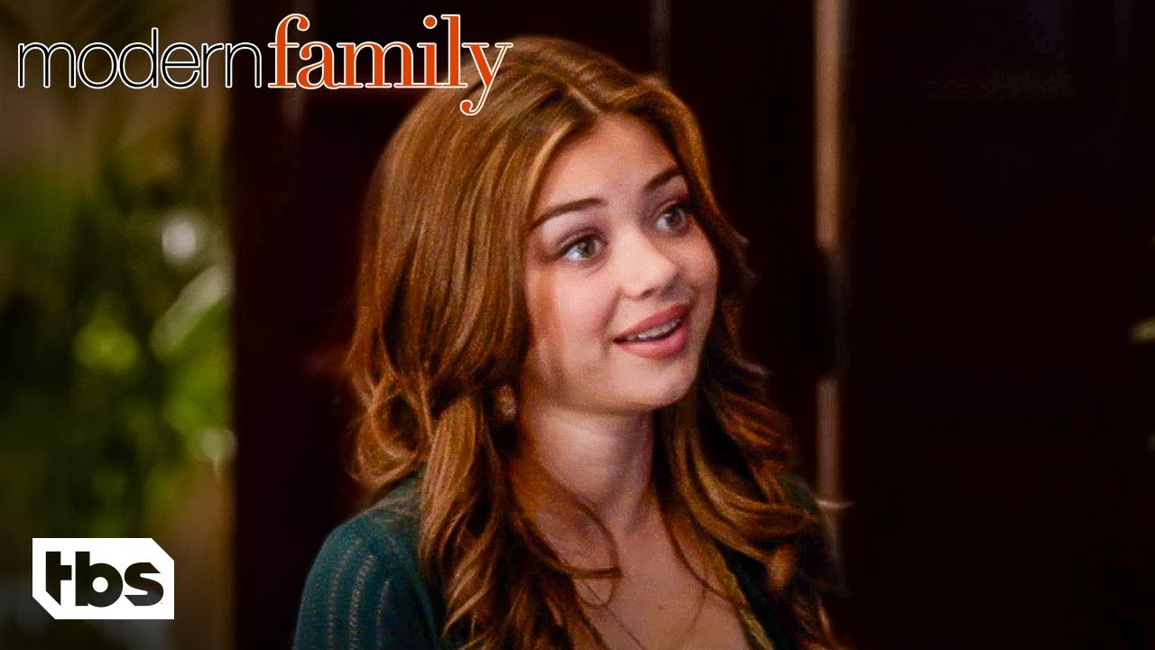 Gloria and Haley Accidentally Ruin Phil’s Real Estate Seminar (Clip ...