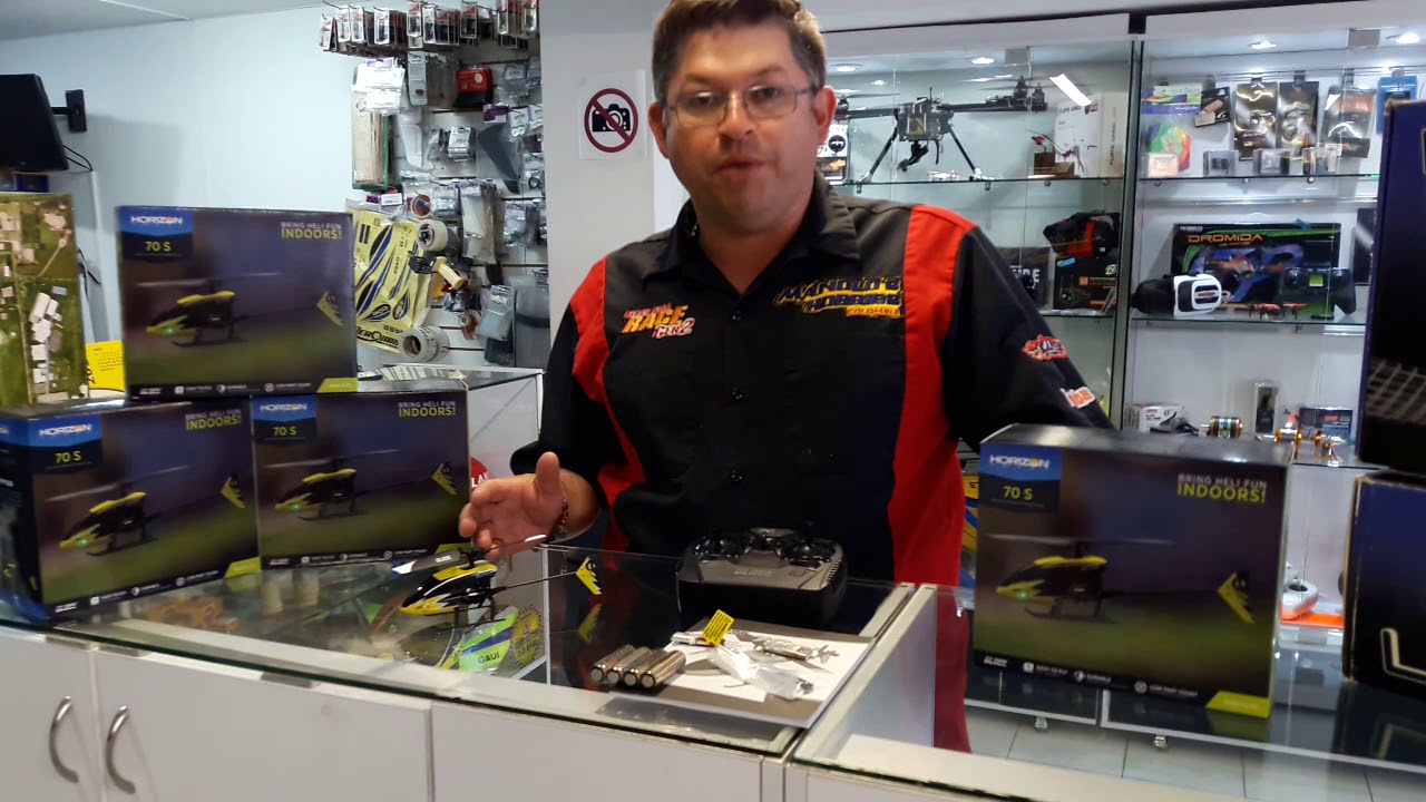 Blade 70s - logo 690 v2 - YouTube