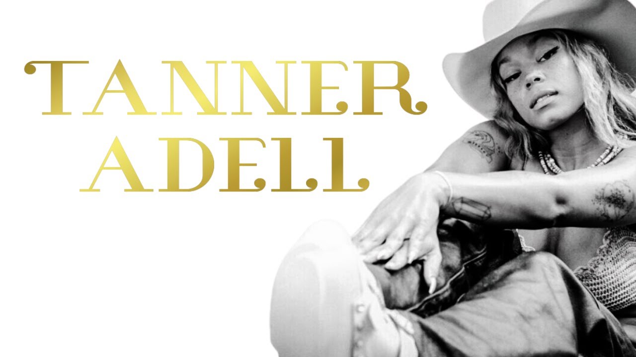 Tanner Adell - The Buckle Bunny - YouTube