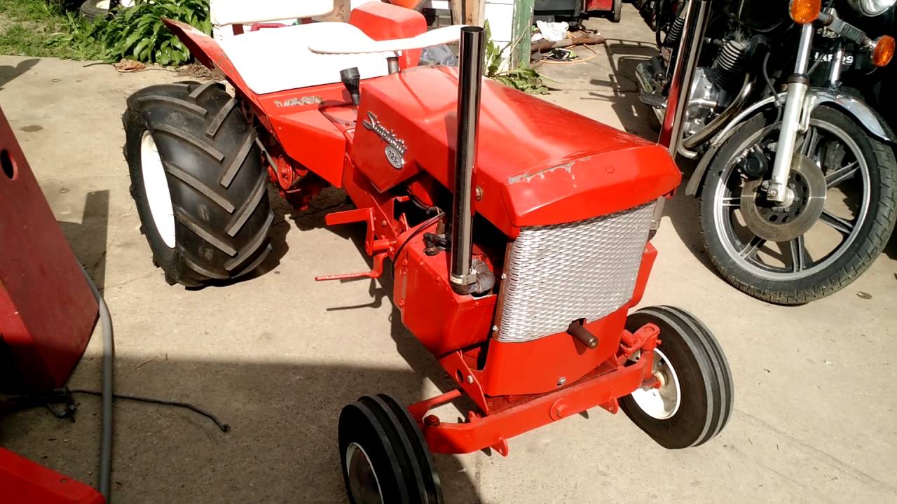 Simplicity 725 Puller Running - YouTube