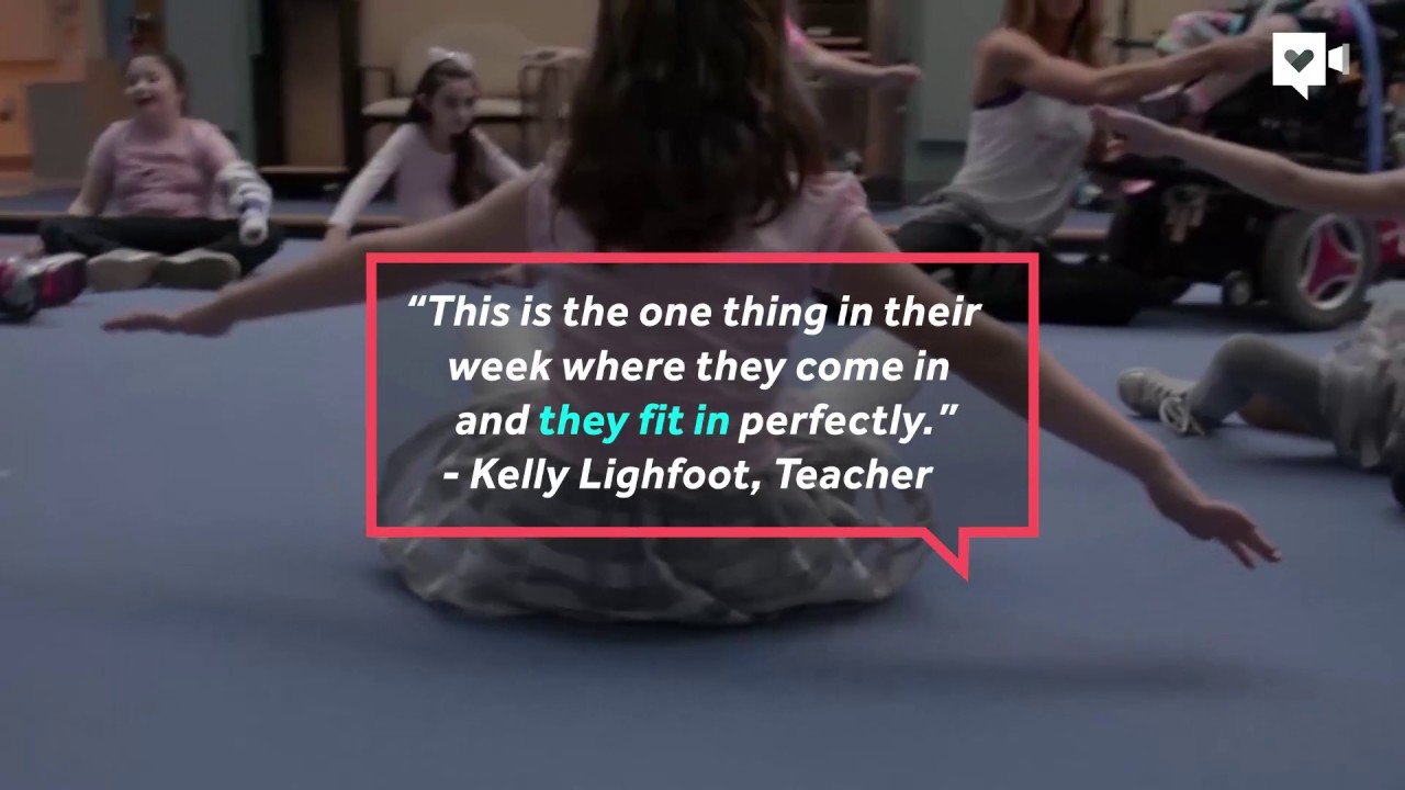 Hospital's dance class for kids offers physical therapy and fun - YouTube