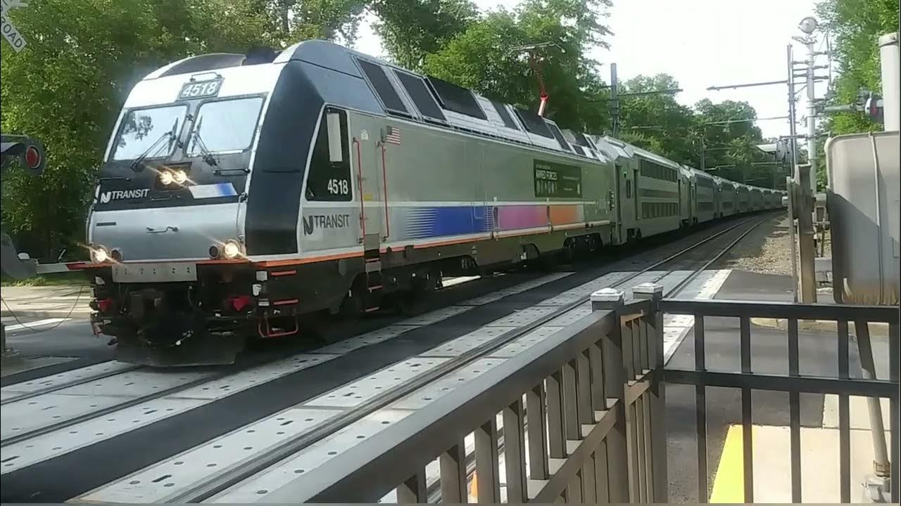 NJT #4518 Veterans unit lights up Montclair - YouTube