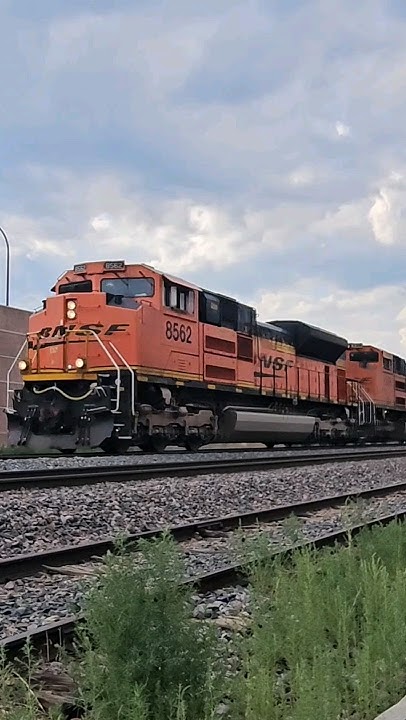 Two SD70ACe's Lead Full Coal Train! - YouTube