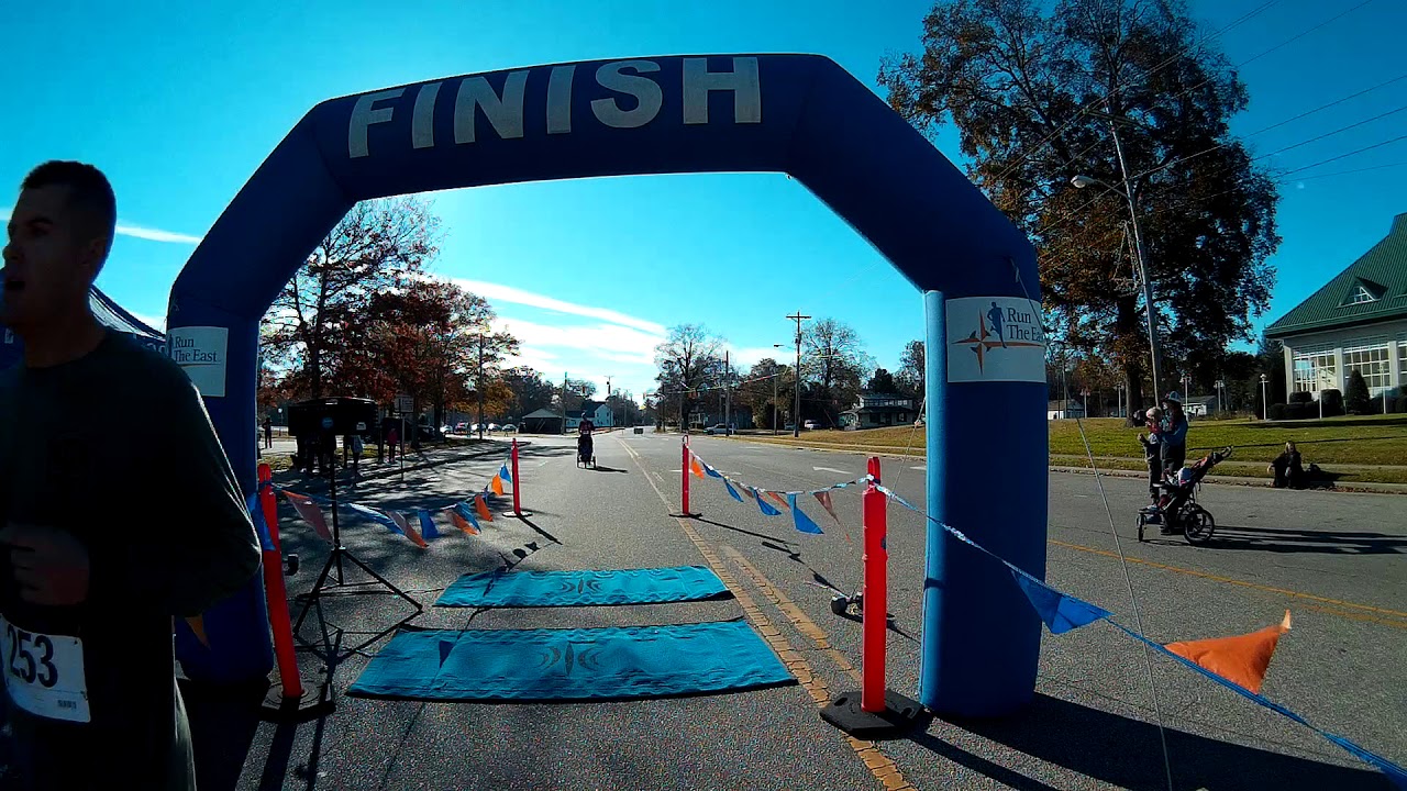 Kids First Turkey Trot - YouTube