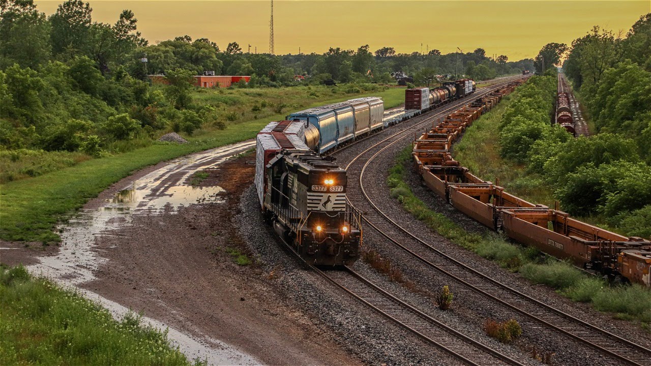 NS 3377 Solo [NS C93] at Bridgeburg, ON [07/13/2021] - YouTube