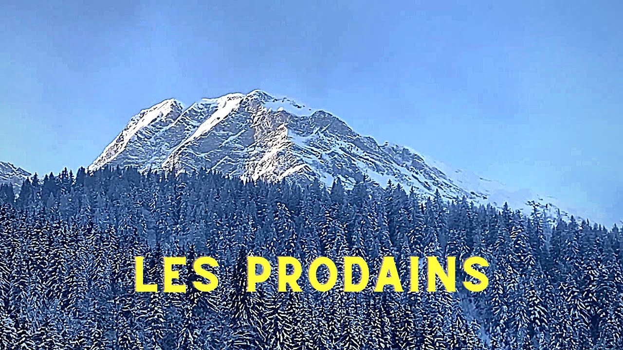 ️Wake up to an unforgettable morning in the Alps!A walk through the Les ...