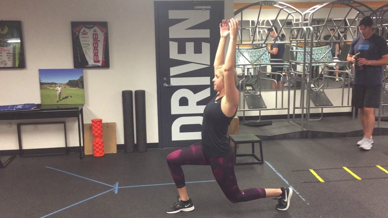 Forward Lunge with Overhead Reach - YouTube