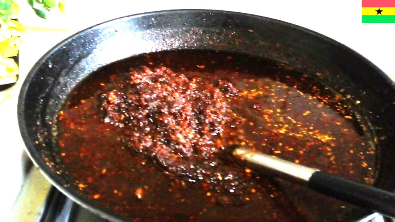 How to make Easy Black Chilli Sauce/Ghana Black Chilli Sauce/ Shito ...
