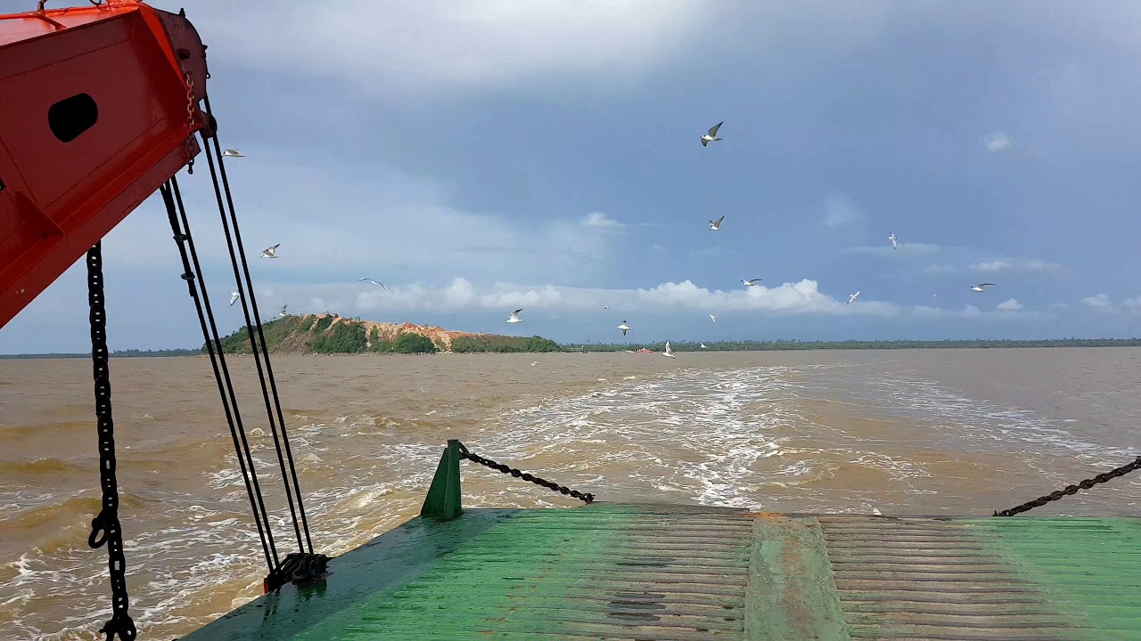 Keadaan Feri Triso Sarawak @Feri Sarawak - YouTube