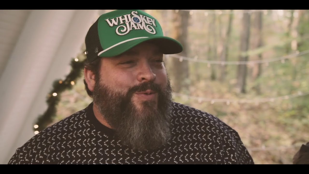 Dave Fenley - "I'll Be Home For Christmas" (Official Music Video)