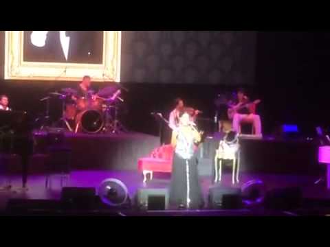 Nükhet Duru - Geberiyorum (Canlı)