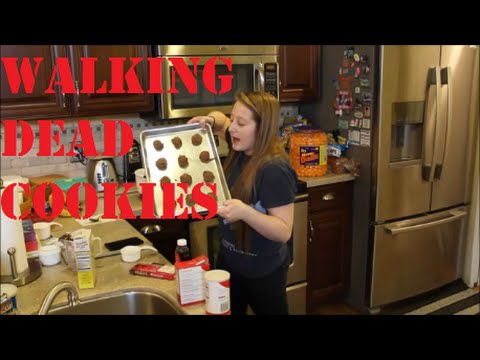 The Walking Dead: Baking Carol's Cookies - YouTube