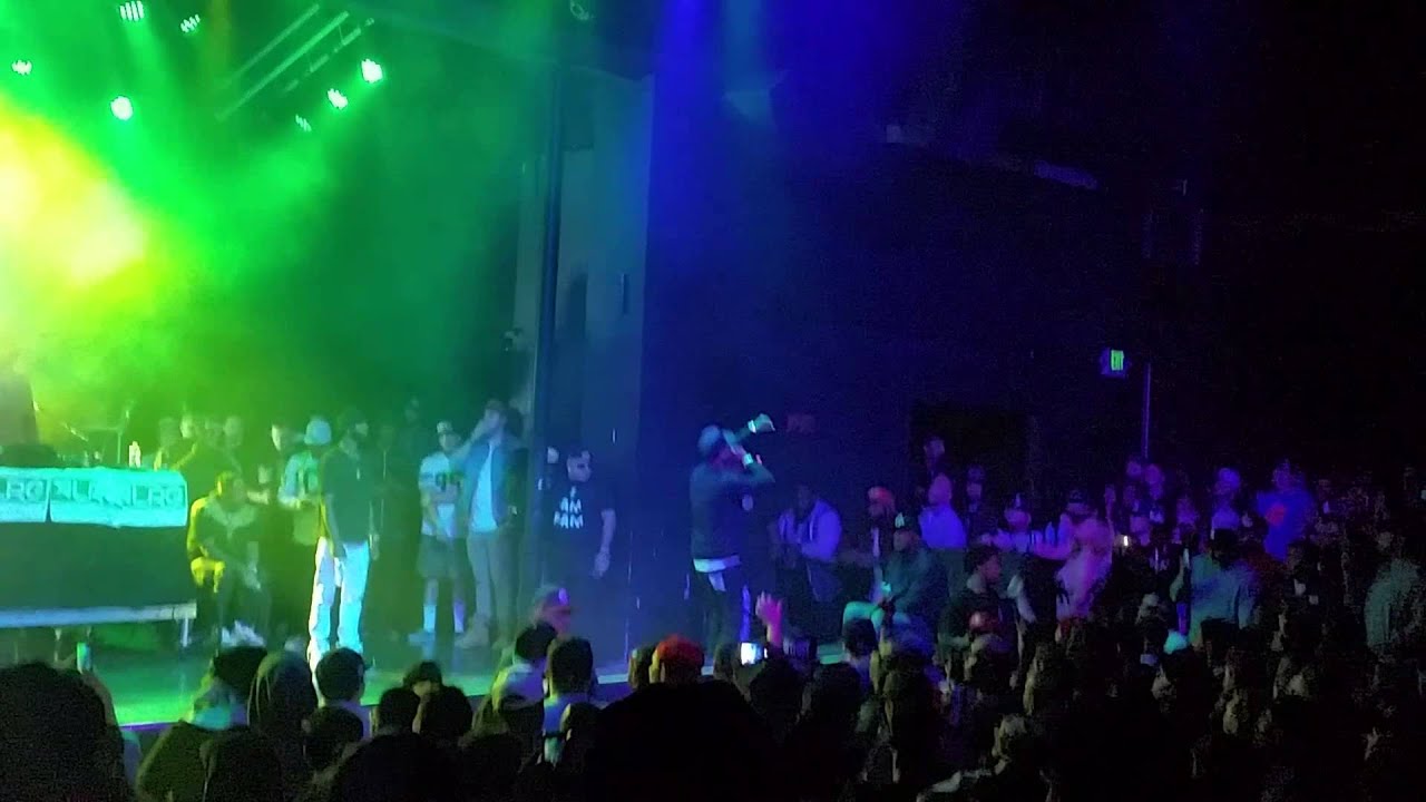Juelz Santana - Clockwork (Live at the Observatory, Santa Ana) - YouTube