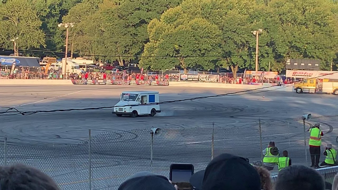 LS mail truck burnout - YouTube