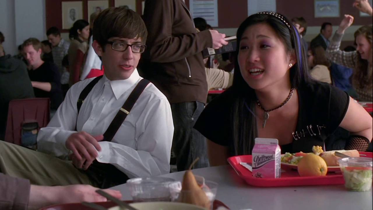 GLEE Full Performance of Dancing with Myself - YouTube