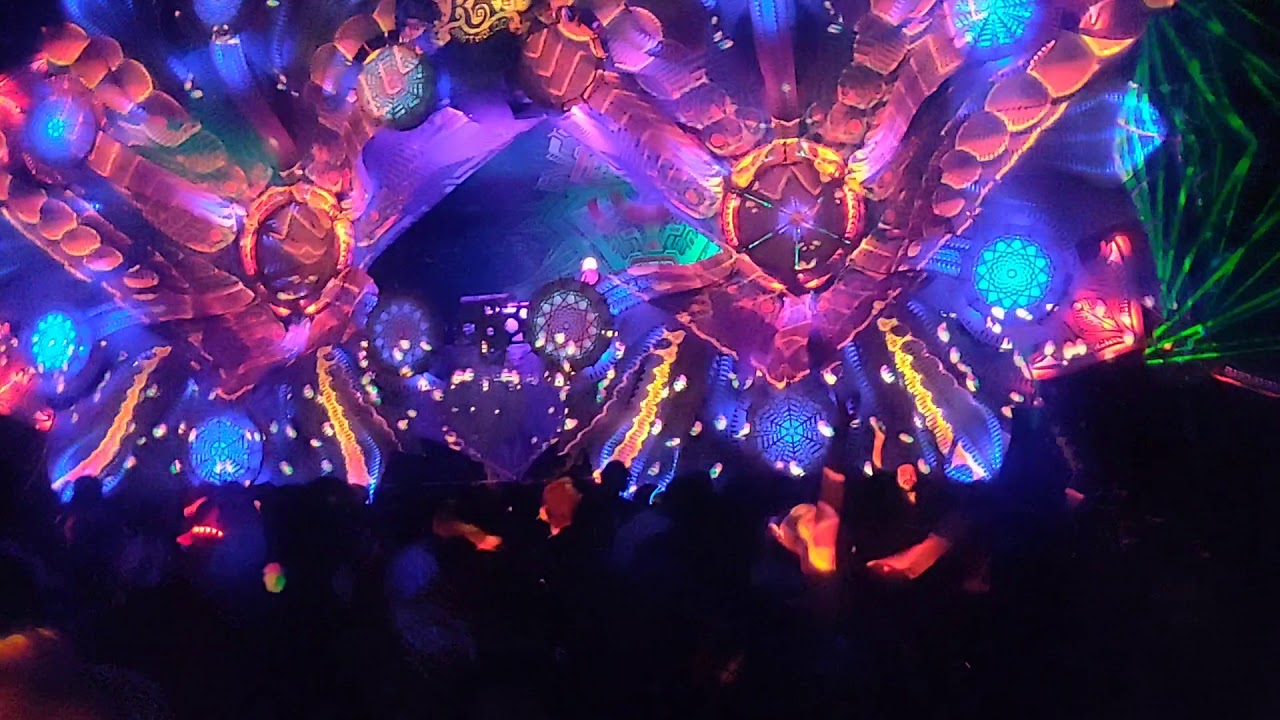 TIP Records One Day in Goa Raja Ram live @Hilltop 2020 - YouTube