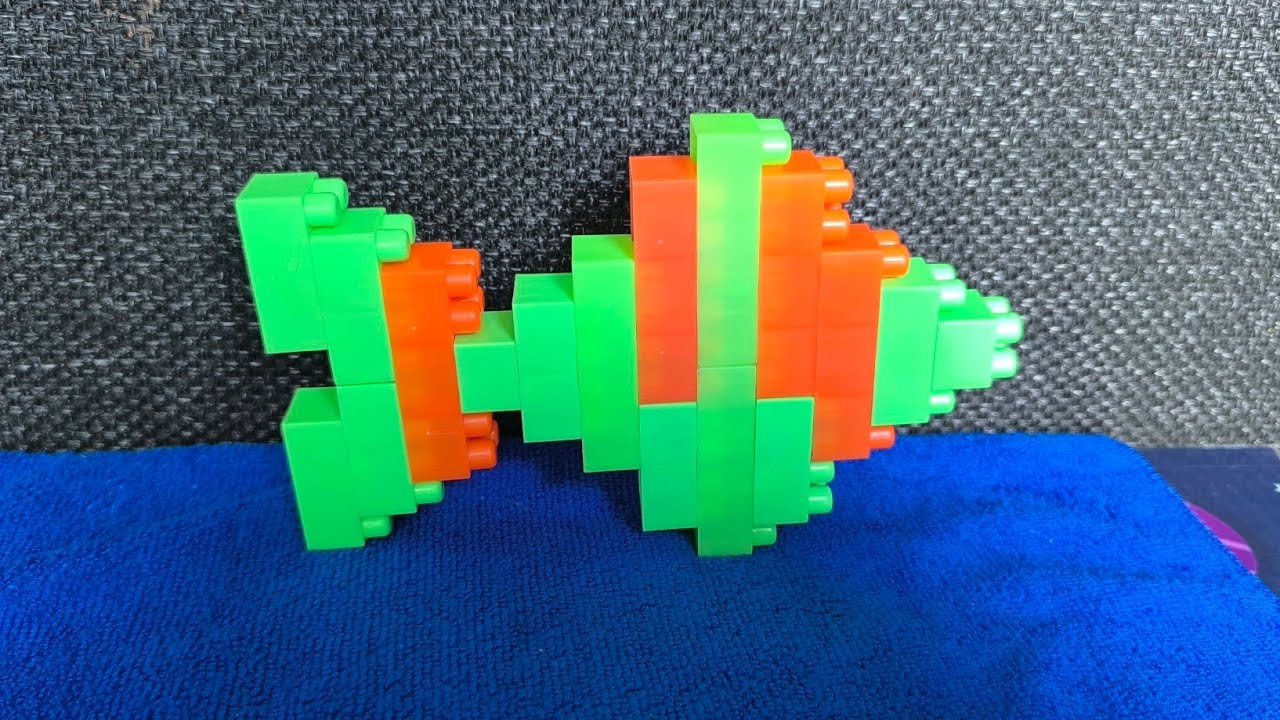 Fish with building blocks - YouTube