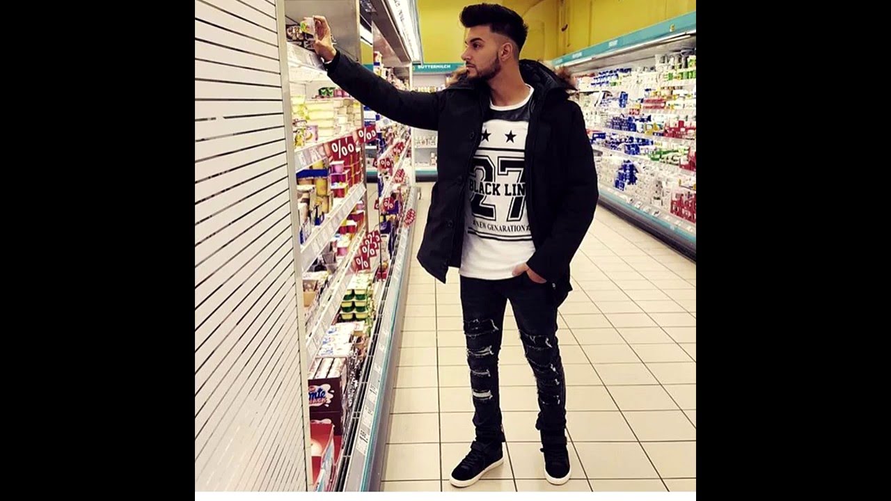 ApoRed - Everyday Saturday (Official Video) - DerEchte - YouTube