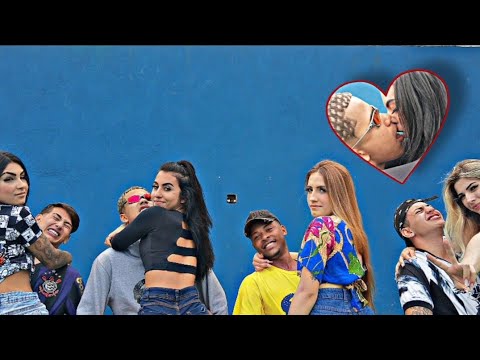 ROLOU MUITO BEIJO NESTE VÍDEO! *eles não resistiram!*