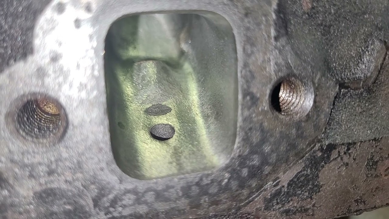 Ford E7TE cylinder heads from stock to full porting part 4 cut and flow ...