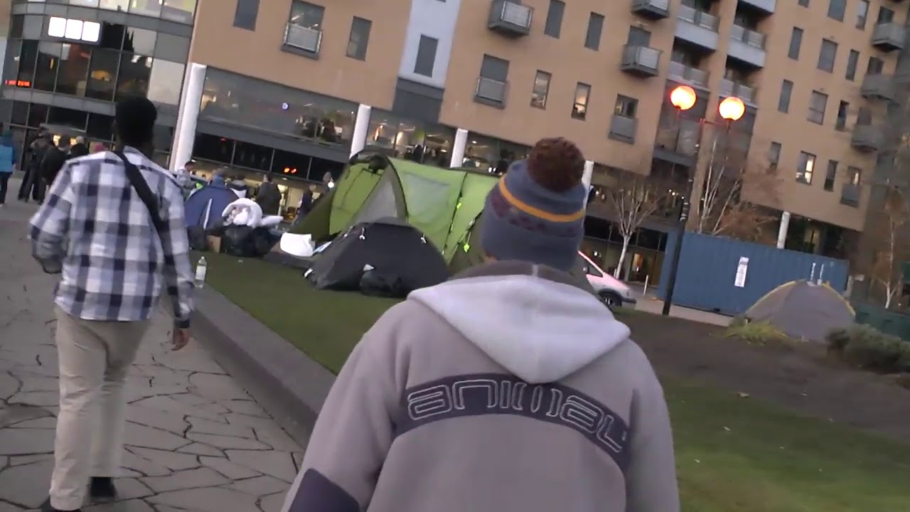 Homeless Man From Hull Confronts Jeremy Kyle | JeremyKyleVideos | - YouTube