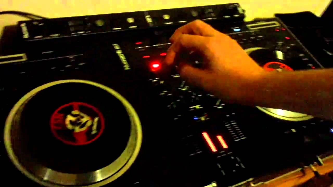 Virtual DJ 7 Test with NS7FX (and new JVC Picsio Camera) - YouTube