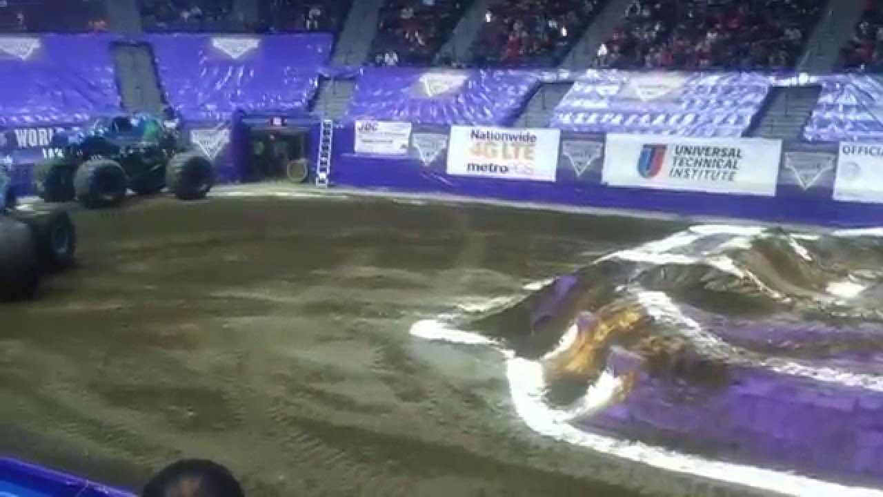 Monster Jam XL Center 2016: Intros & Speed and Skill Competition - YouTube