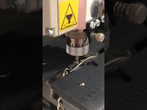 Jollys M20 IQ Engraving Machine - YouTube
