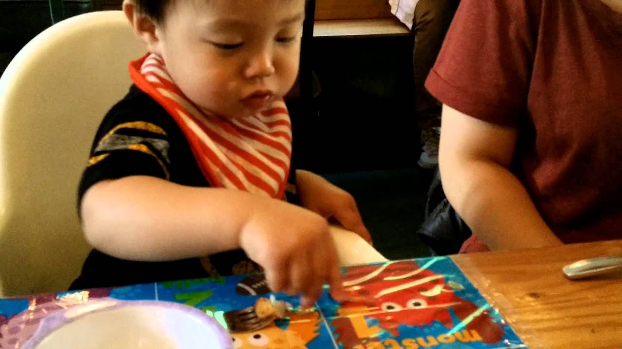 Colin eating barnacles 8/8/2015 - YouTube