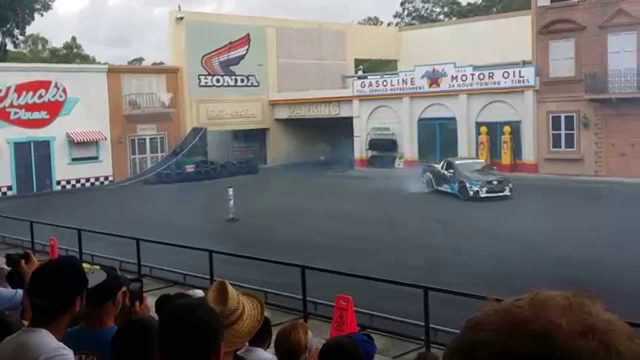Gold Coast Movie World - Stunt Driver 2 - YouTube