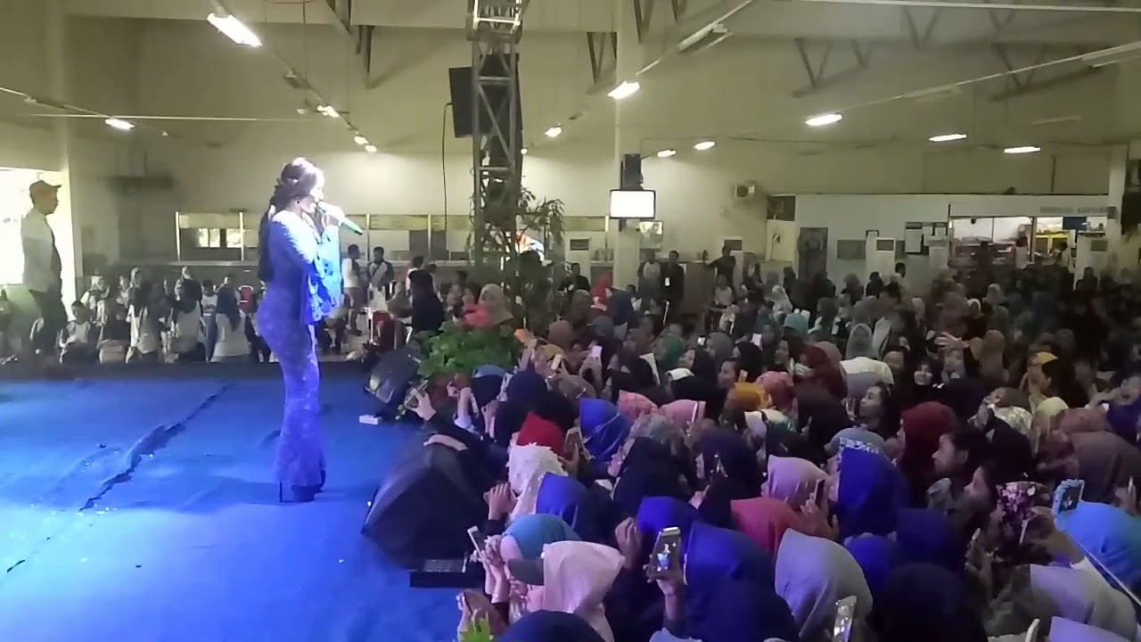 Ikif PT JVC kenwood penonton hebohhh - YouTube