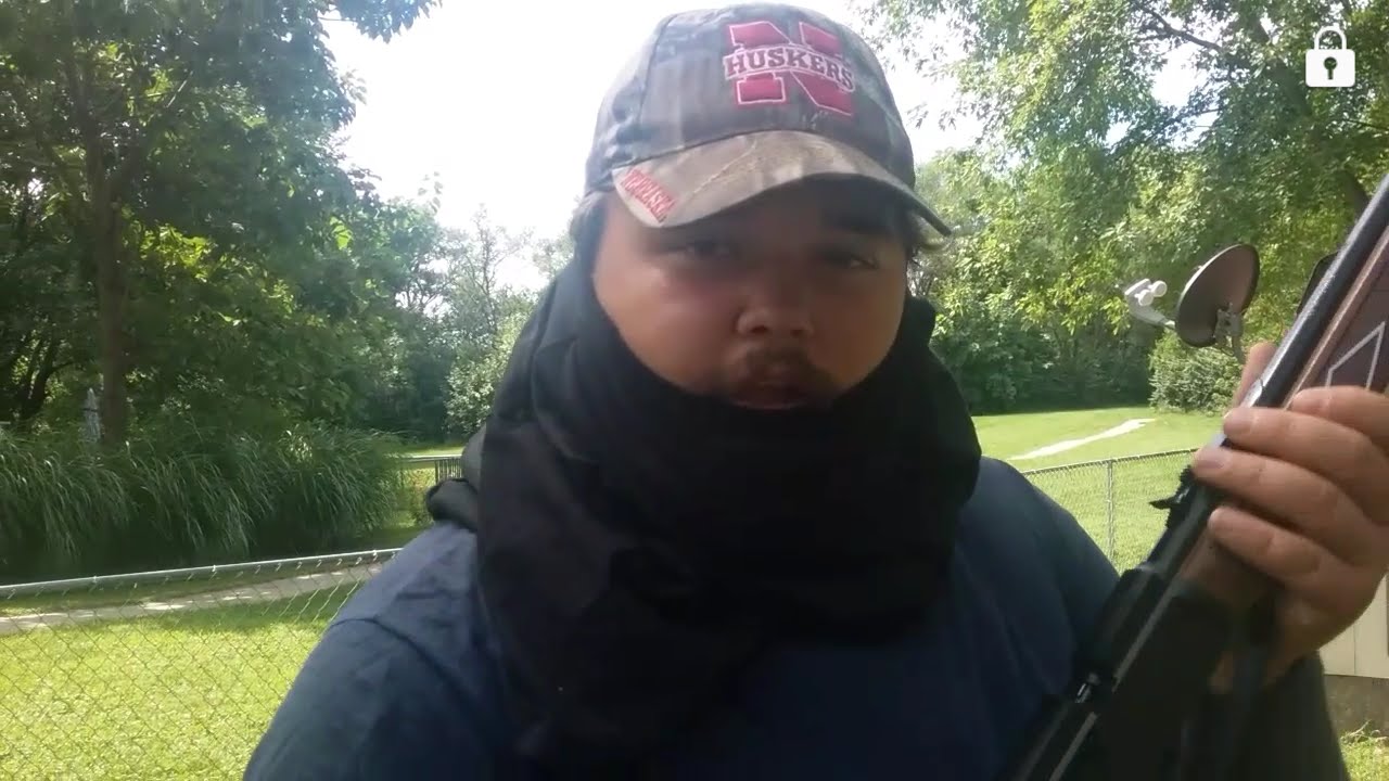 Ghetto Backyard Squirrel Hunting 101 - YouTube