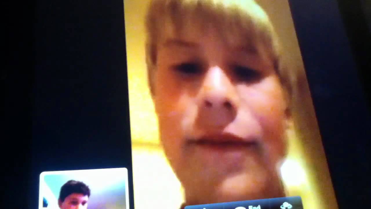 Funny FaceTime call - YouTube