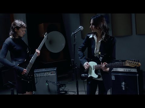 Rosa Damask – The Sun