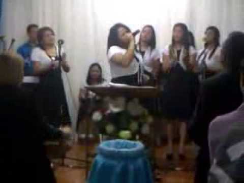 Adriana Farrer Borjas*-* Cantando \