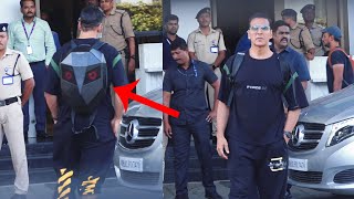 Akshay Kumar Spotted With Unique LED Light Backpack Worth, 52% OFF